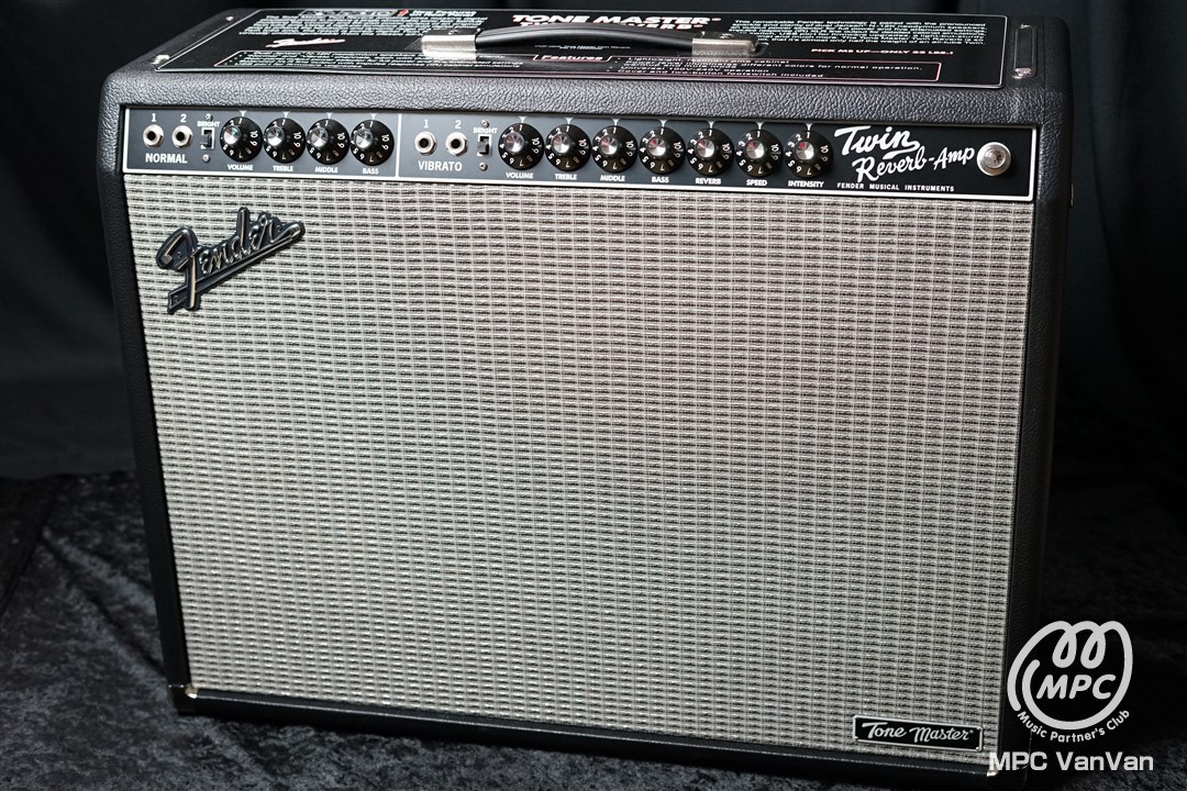 Fender Tone Master Twin Reverb | Black Guitars Online Store