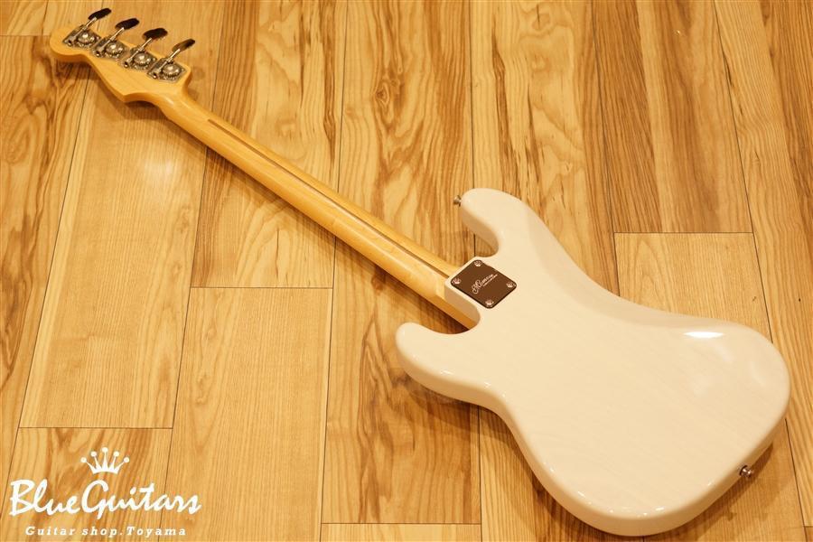 MOMOSE MPB2-STD/M - White Blonde | Blue Guitars Online Store