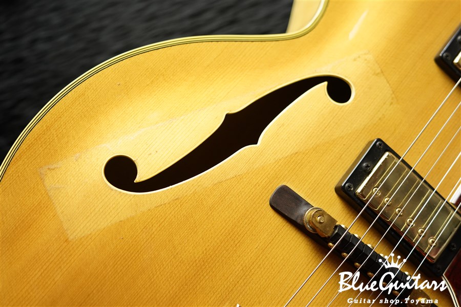 YAMAHA AE-18 - Natural | Blue Guitars Online Store