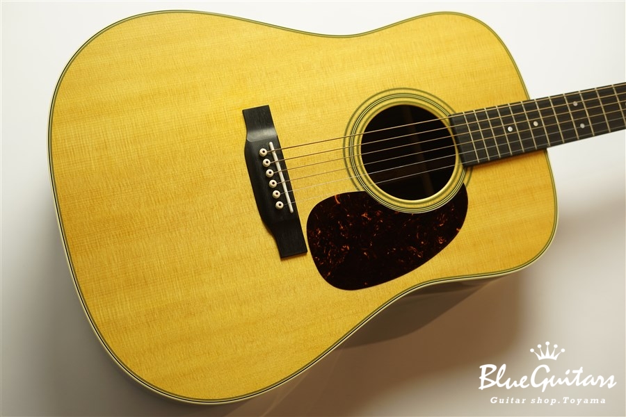 Martin D-28 Standard | Blue Guitars Online Store