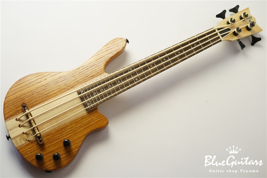 MAHALO MEB1 - TBR | Blue Guitars Online Store