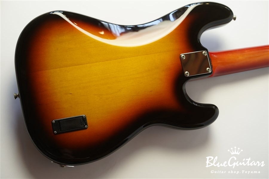 Fender JAPAN Precision Bass MOD | Blue Guitars Online Store