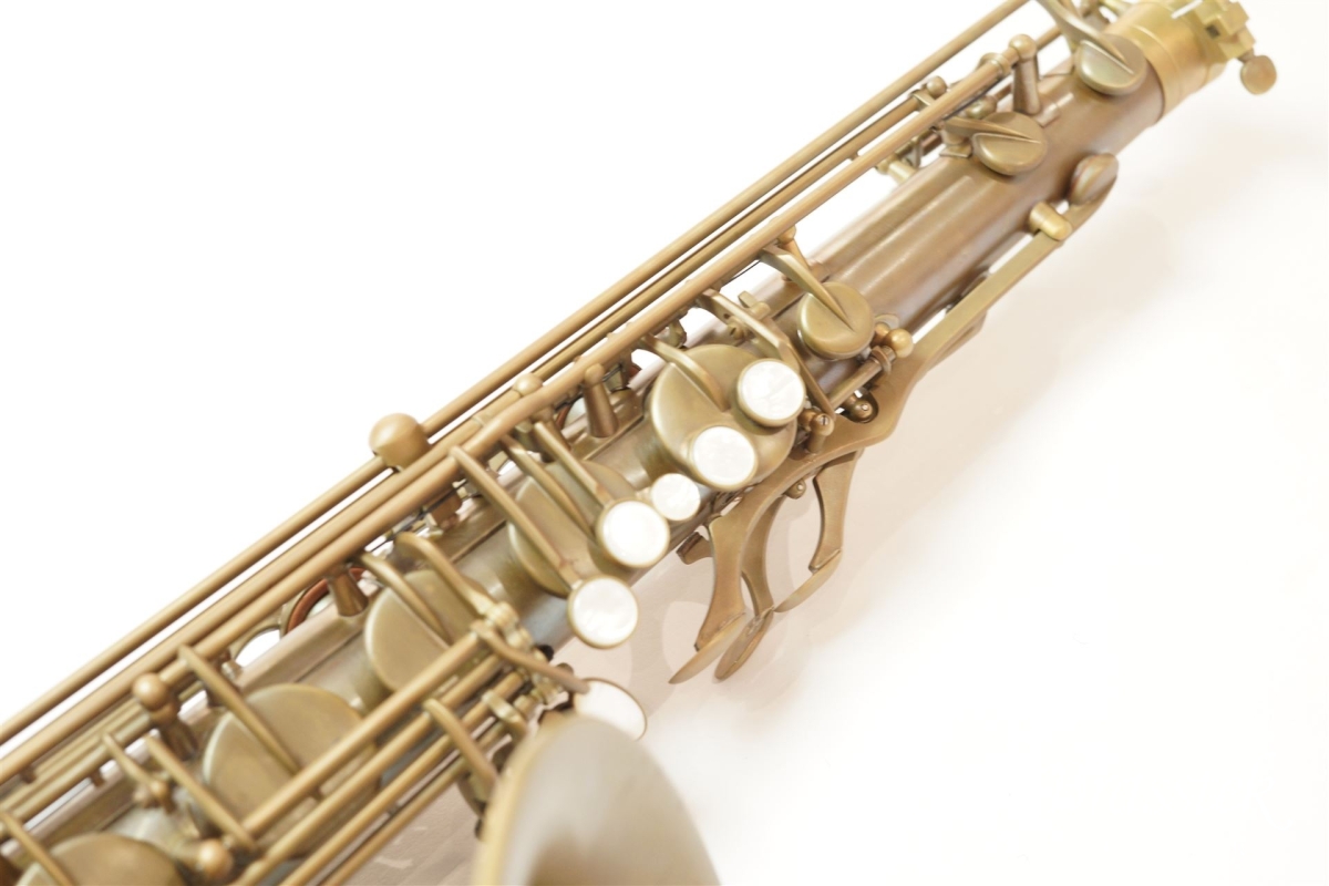 ROOTE 8 Tenor Saxophone Model “Rustic” | Brasstek Online Store