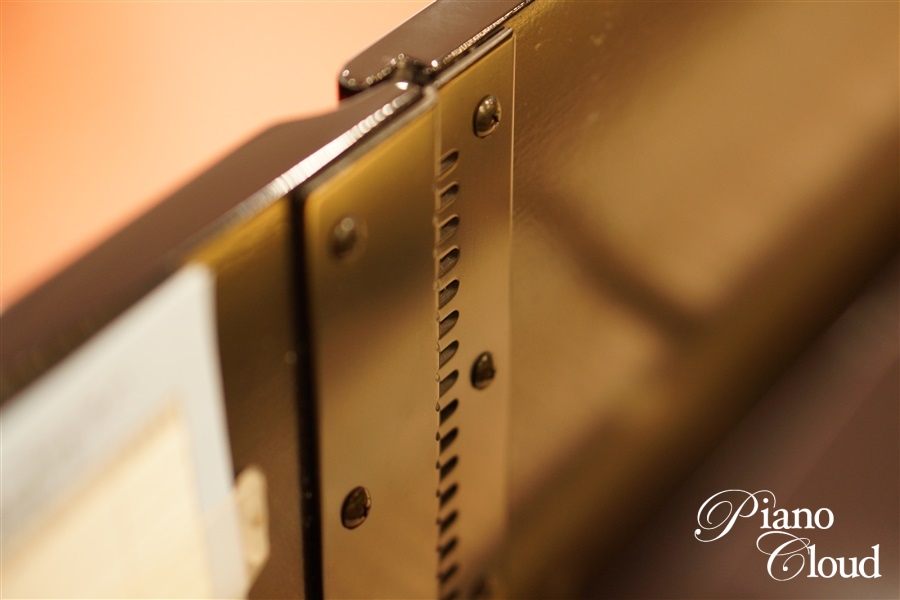 YAMAHA YU10 | Piano Cloud Online Store
