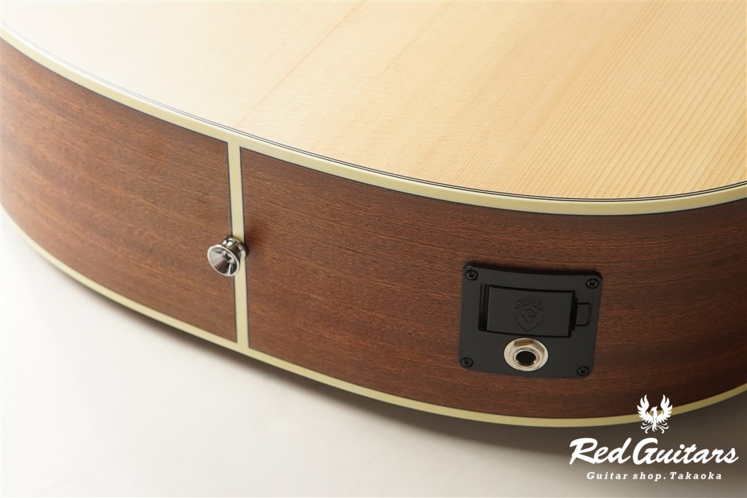 GUILD OM-240E - Natural | Red Guitars Online Store