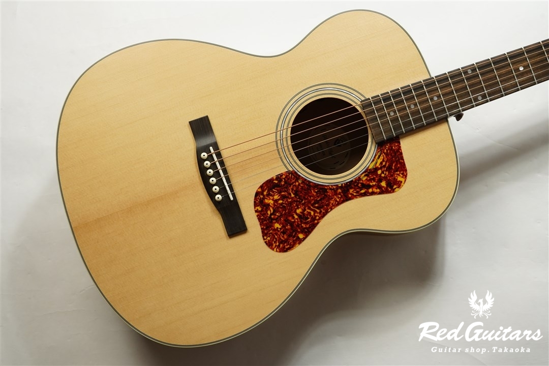 GUILD OM-240E | Red Guitars Online Store