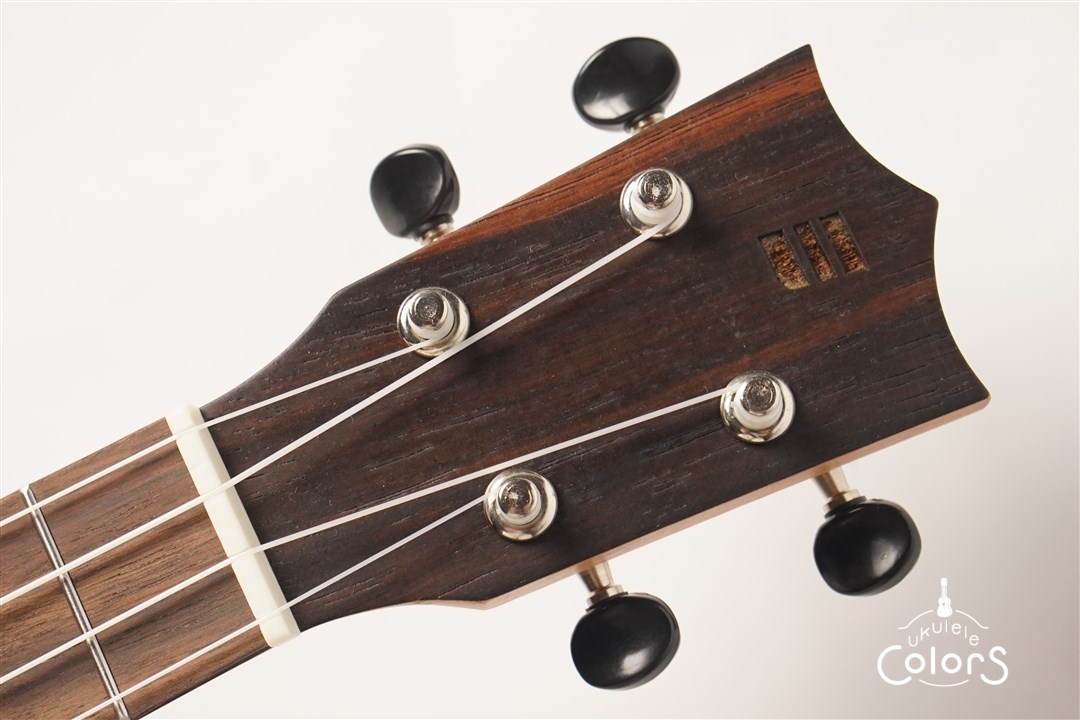 NAGI GUITARS kuro-TEN | ウクレレカラーズ Online Store