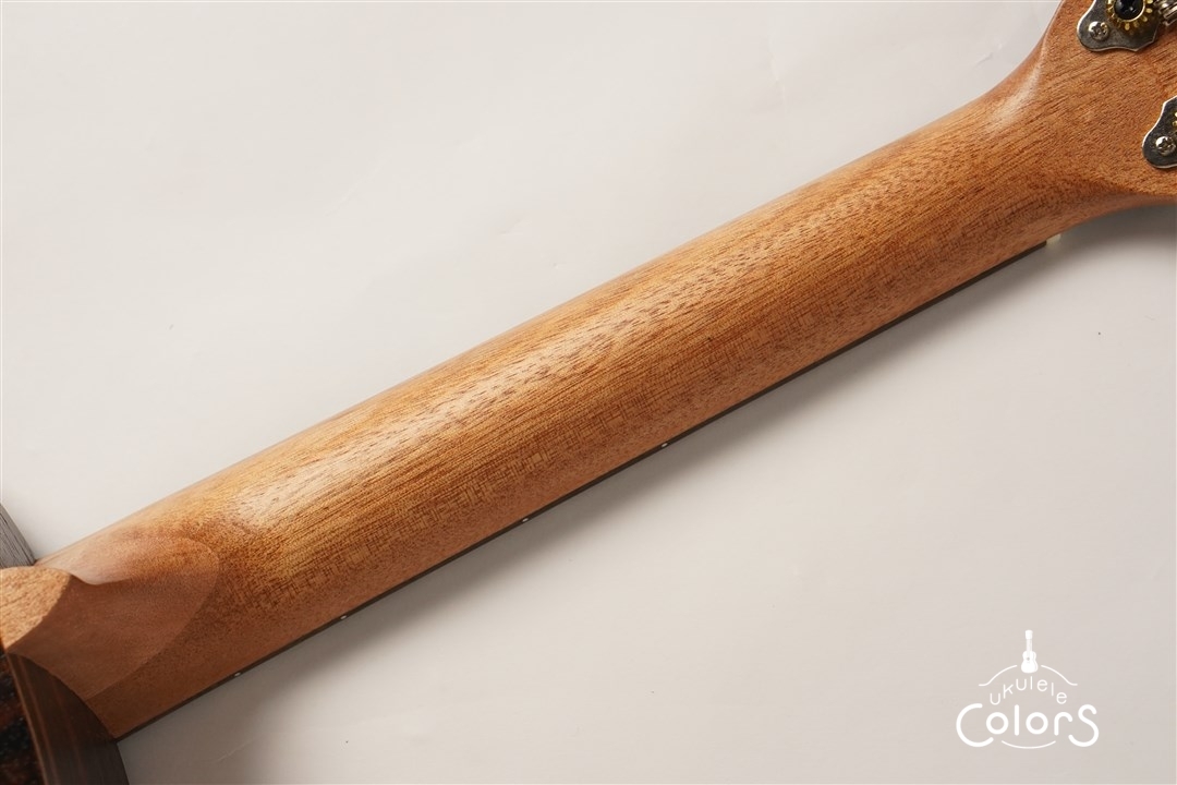 NAGI GUITARS kuro-TEN | ウクレレカラーズ Online Store