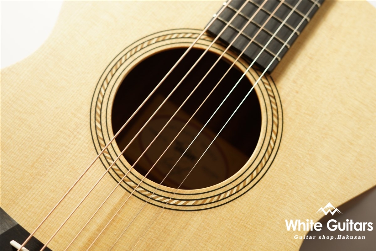 Taylor Academy 12e | White Guitars Online Store