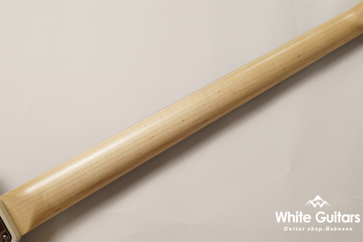 MOMOSE MJ1-STD/R - Olympic White / Gold Acryl Pick Guard | White Guitars Online Store